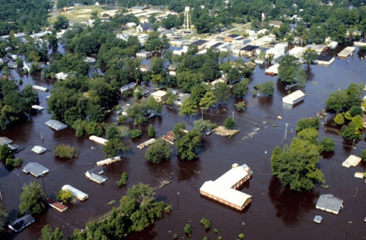 1999 Hurricane Floyd – The Lantern