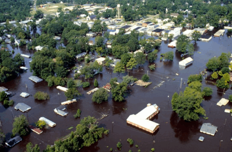 1999 Hurricane Floyd – The Lantern